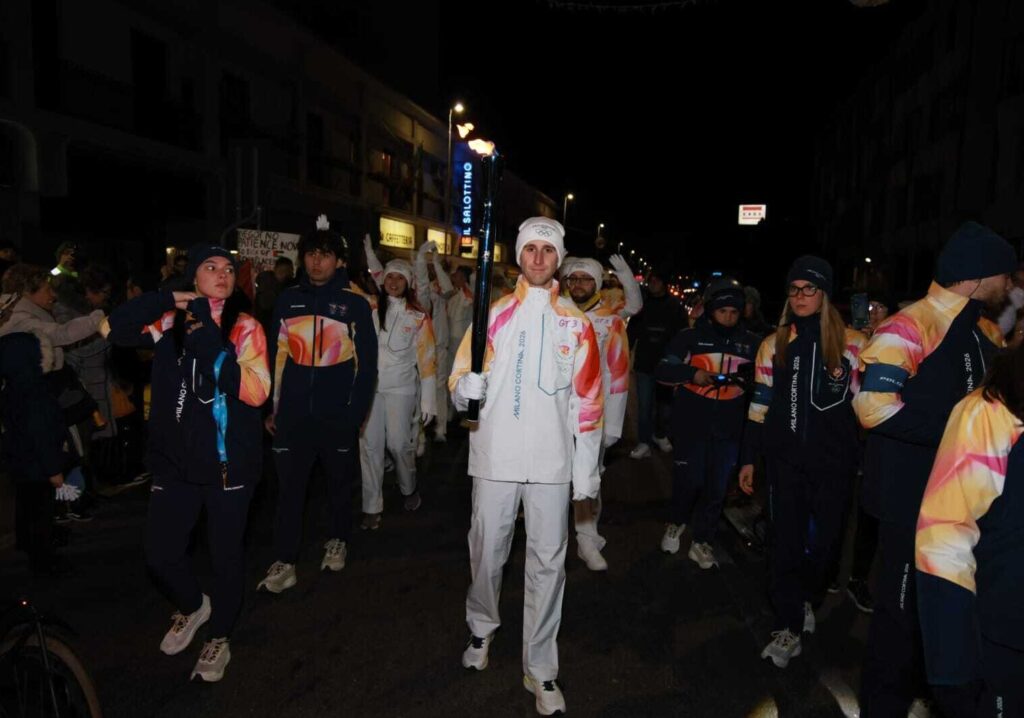 Il Percorso della Fiamma a Novara con il nostro Nathan Baronchelli ...