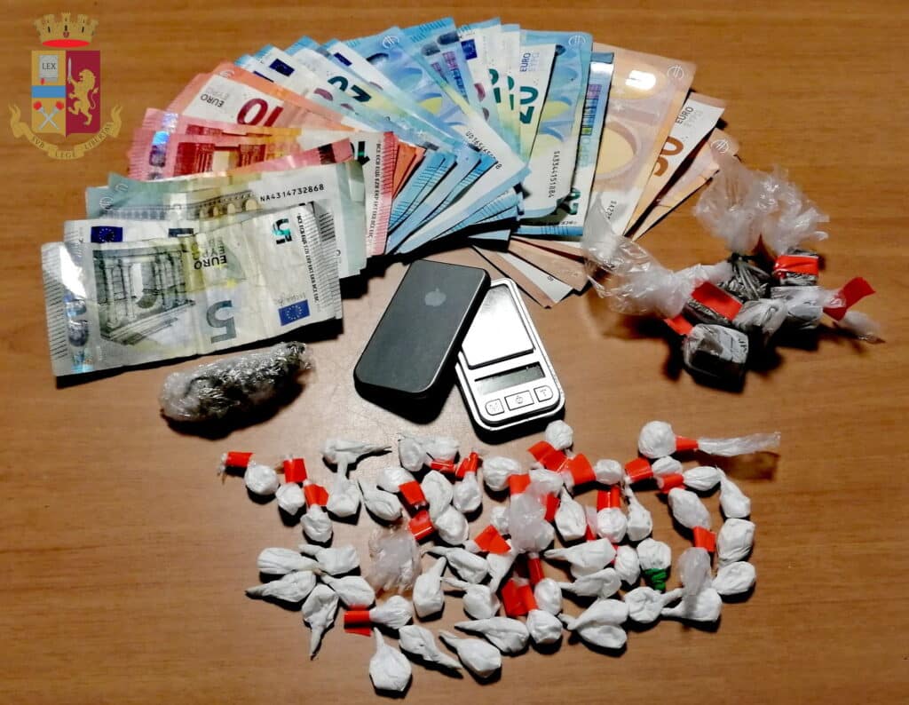 Spaccio di cocaina in casa, tre arresti nella ‘casbah’ di Milano ...